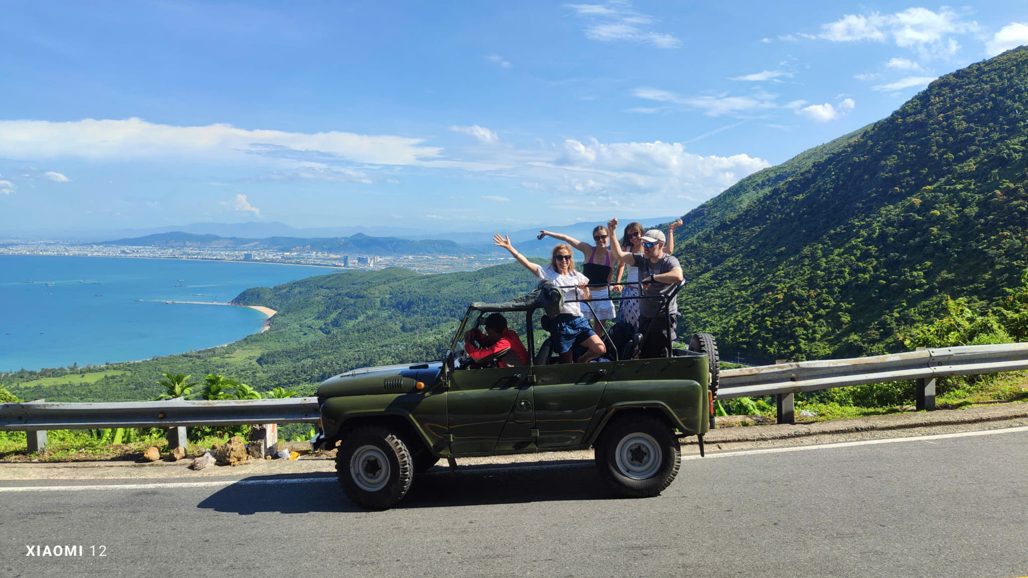 Hai Van Pass Jeep Tour from Hoi An-Da Nang to Hue